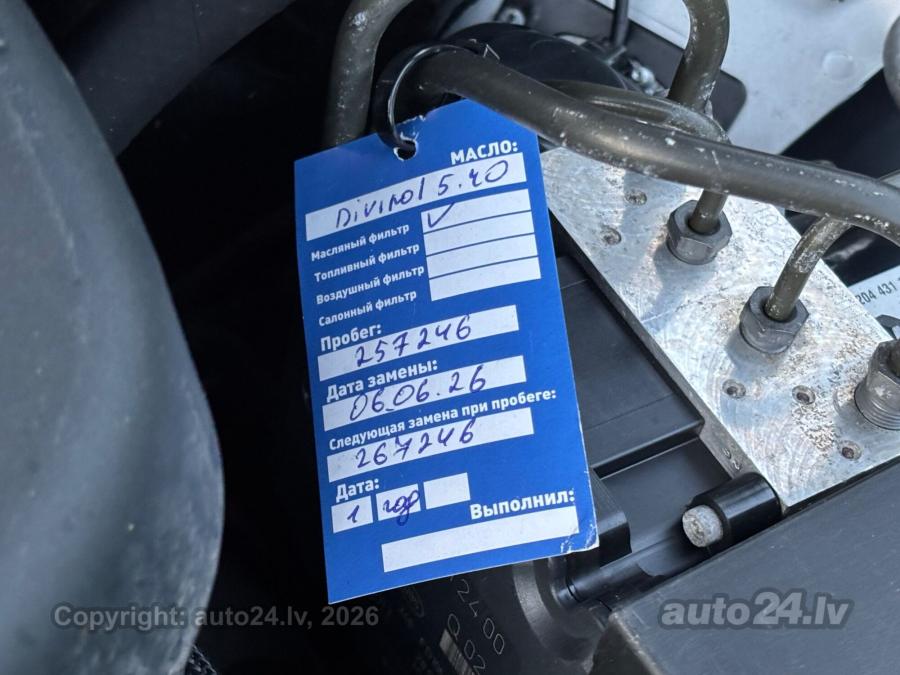 Pelēks Mercedes-Benz C-Class 2010 Tallina, ar dzinēja tilpumu 2.10 L un nobraukumu 260 tūkst. km par 5990 €, foto 27 vietnē AUTOMOTO.COM.LV