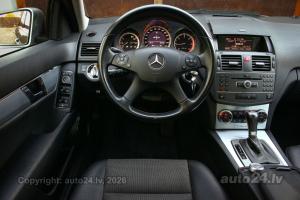 Grey Mercedes-Benz C-Class 2010 in Viljandi, with an engine capacity of 2.10 L and mileage of 229 thousand km for 6390 €, photo 7 on AUTOMOTO.COM.LV