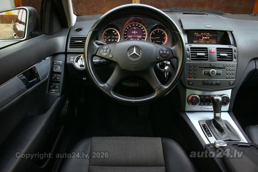 Grey Mercedes-Benz C-Class 2010 in Viljandi, with an engine capacity of 2.10 L and mileage of 229 thousand km for 6390 €, photo 7 on AUTOMOTO.COM.LV