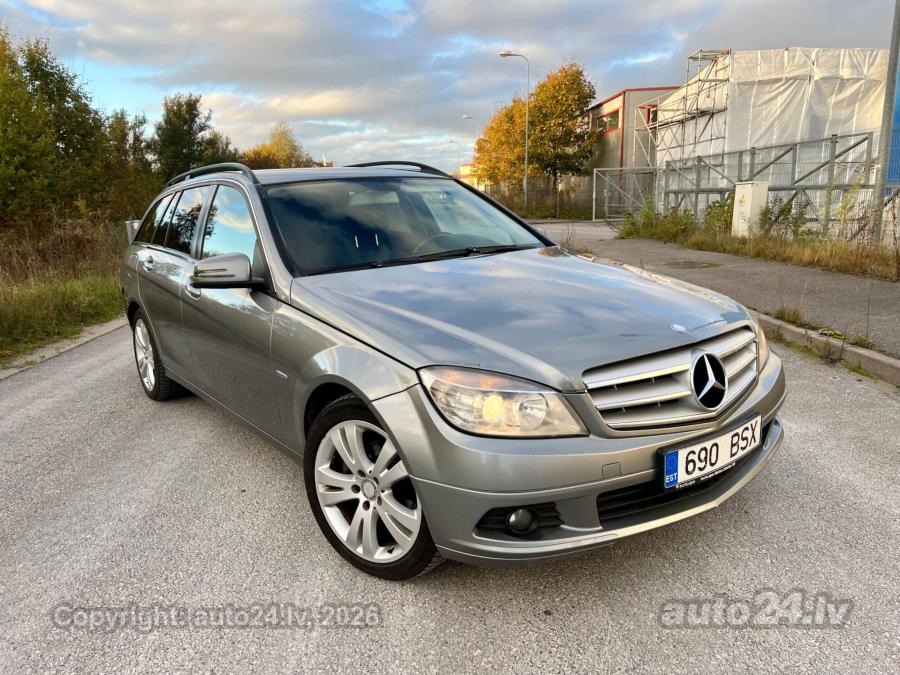 Pelēks Mercedes-Benz C-Class 2010 Tallina, ar dzinēja tilpumu 2.10 L un nobraukumu 418 tūkst. km par 2750 €, foto 1 vietnē AUTOMOTO.COM.LV