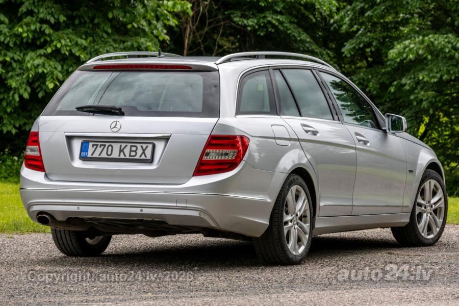 Pelēks Mercedes-Benz C-Class 2011 Viljandi, ar dzinēja tilpumu 2.10 L un nobraukumu 278 tūkst. km par 7400 €, foto 3 vietnē AUTOMOTO.COM.LV