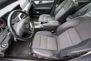 Pelēks Mercedes-Benz C-Class 2011 Viljandi, ar dzinēja tilpumu 2.10 L un nobraukumu 278 tūkst. km par 7400 €, foto 13 vietnē AUTOMOTO.COM.LV