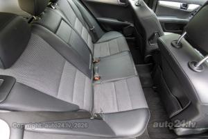 Pelēks Mercedes-Benz C-Class 2011 Viljandi, ar dzinēja tilpumu 2.10 L un nobraukumu 278 tūkst. km par 7400 €, foto 15 vietnē AUTOMOTO.COM.LV