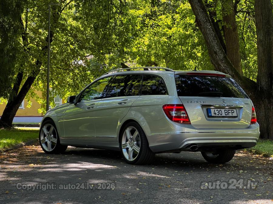 Grey Mercedes-Benz C-Class 2011 in Tartu, with an engine capacity of 2.10 L and mileage of 351 thousand km for 8600 €, photo 7 on AUTOMOTO.COM.LV