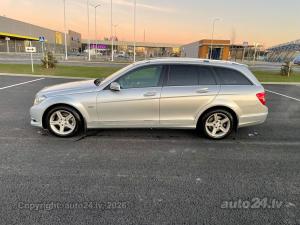 Grey Mercedes-Benz C-Class 2011 in Tartu, with an engine capacity of 2.10 L and mileage of 351 thousand km for 8600 €, photo 22 on AUTOMOTO.COM.LV