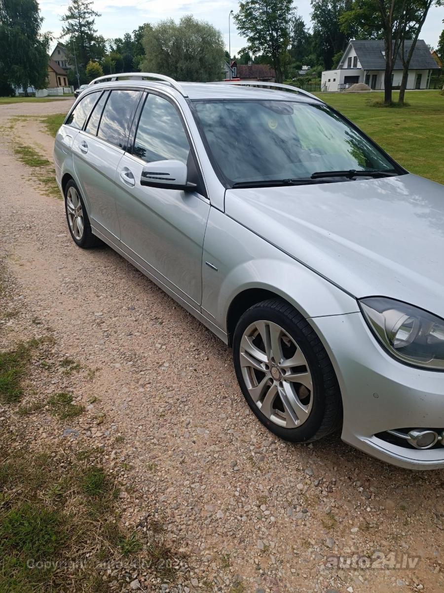 Grey Mercedes-Benz C-Class 2011 in Tallinn, with an engine capacity of 2.10 L and mileage of 326 thousand km for 4100 €, photo 4 on AUTOMOTO.COM.LV