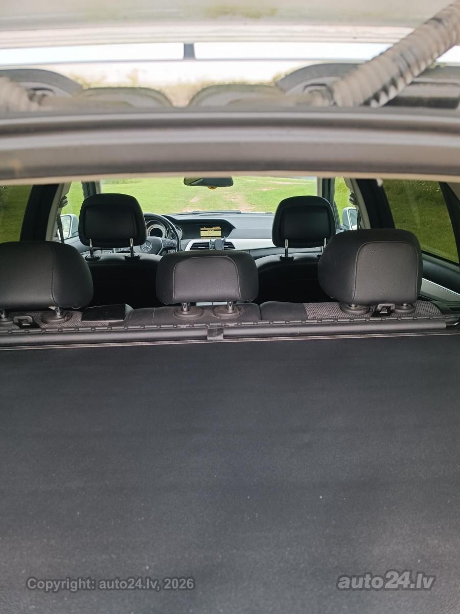 Grey Mercedes-Benz C-Class 2011 in Tallinn, with an engine capacity of 2.10 L and mileage of 326 thousand km for 4100 €, photo 9 on AUTOMOTO.COM.LV