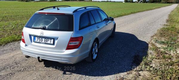 Mercedes-Benz C-Class 2011 Tallina vietnē Pelēks Mercedes-Benz C-Class 2011 Tallina, ar dzinēja tilpumu 2.10 L un nobraukumu 358 tūkst. km par 5500 €, foto 4 vietnē AUTOMOTO.COM.LV