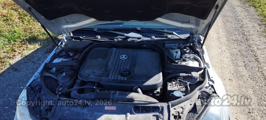 Pelēks Mercedes-Benz C-Class 2011 Tallina, ar dzinēja tilpumu 2.10 L un nobraukumu 358 tūkst. km par 5500 €, foto 11 vietnē AUTOMOTO.COM.LV