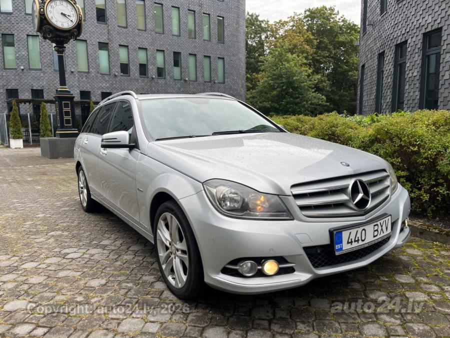 Pelēks Mercedes-Benz C-Class 2011 Tallina, ar dzinēja tilpumu 2.10 L un nobraukumu 326 tūkst. km par 4990 €, foto 4 vietnē AUTOMOTO.COM.LV