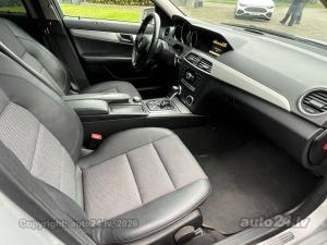 Pelēks Mercedes-Benz C-Class 2011 Tallina, ar dzinēja tilpumu 2.10 L un nobraukumu 326 tūkst. km par 4990 €, foto 10 vietnē AUTOMOTO.COM.LV