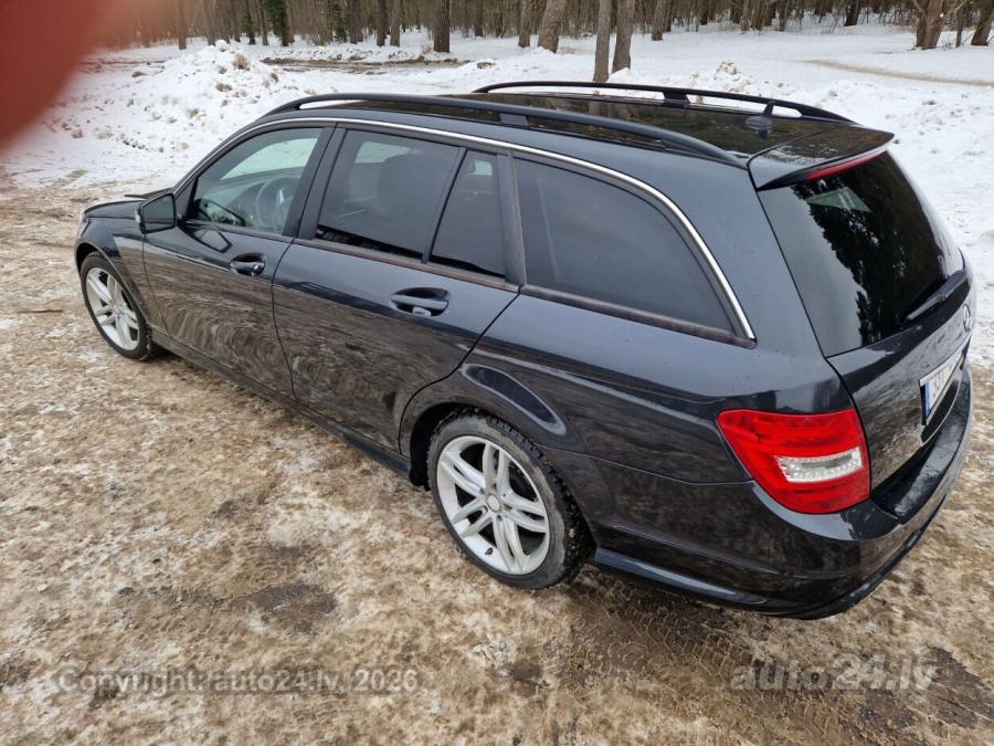 Pelēks Mercedes-Benz C-Class 2012 Tallina, ar dzinēja tilpumu 2.10 L un nobraukumu 230 tūkst. km par 7900 €, foto 3 vietnē AUTOMOTO.COM.LV