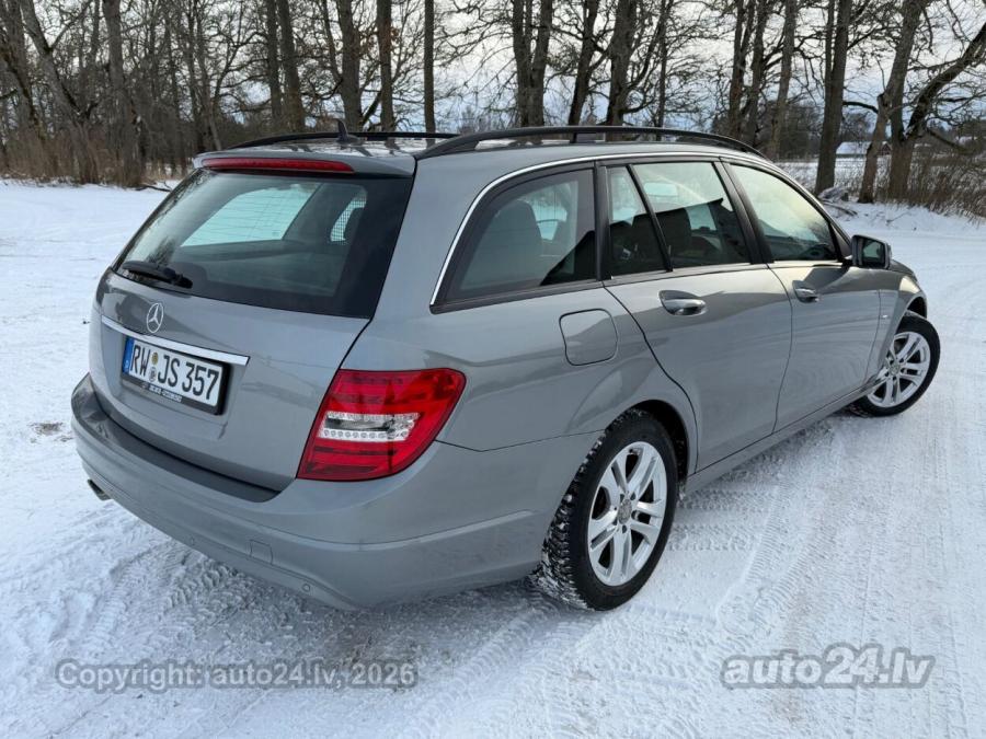 Grey Mercedes-Benz C-Class 2012 in Viljandi, with an engine capacity of 2.10 L and mileage of 334 thousand km for 6490 €, photo 4 on AUTOMOTO.COM.LV