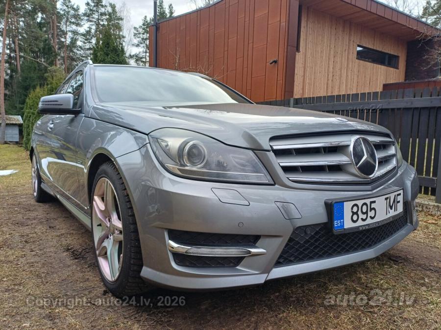 Grey Mercedes-Benz C-Class 2012 in Tallinn, with an engine capacity of 2.10 L and mileage of 312 thousand km for 6500 €, photo 3 on AUTOMOTO.COM.LV
