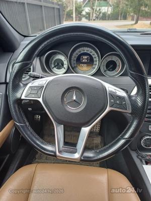 Grey Mercedes-Benz C-Class 2012 in Tallinn, with an engine capacity of 2.10 L and mileage of 312 thousand km for 6500 €, photo 8 on AUTOMOTO.COM.LV