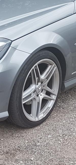 Grey Mercedes-Benz C-Class 2012 in Tallinn, with an engine capacity of 2.10 L and mileage of 312 thousand km for 6500 €, photo 18 on AUTOMOTO.COM.LV