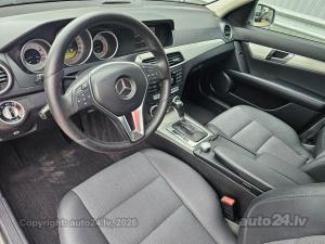 Pelēks Mercedes-Benz C-Class 2012 Tartu, ar dzinēja tilpumu 2.10 L un nobraukumu 219 tūkst. km par 6990 €, foto 12 vietnē AUTOMOTO.COM.LV