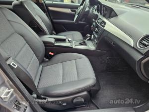 Pelēks Mercedes-Benz C-Class 2012 Tartu, ar dzinēja tilpumu 2.10 L un nobraukumu 219 tūkst. km par 6990 €, foto 13 vietnē AUTOMOTO.COM.LV