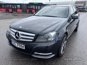 Pelēks Mercedes-Benz C-Class 2012 Tartu, ar dzinēja tilpumu 2.10 L un nobraukumu 235 tūkst. km par 6999 €, foto  vietnē AUTOMOTO.COM.LV