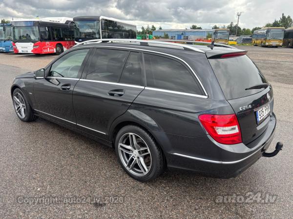 Pelēks Mercedes-Benz C-Class 2012 Tartu, ar dzinēja tilpumu 2.10 L un nobraukumu 235 tūkst. km par 6999 €, foto 4 vietnē AUTOMOTO.COM.LV