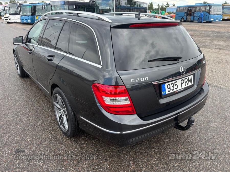 Pelēks Mercedes-Benz C-Class 2012 Tartu, ar dzinēja tilpumu 2.10 L un nobraukumu 235 tūkst. km par 6999 €, foto 6 vietnē AUTOMOTO.COM.LV