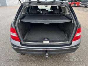 Pelēks Mercedes-Benz C-Class 2012 Tartu, ar dzinēja tilpumu 2.10 L un nobraukumu 235 tūkst. km par 6999 €, foto 15 vietnē AUTOMOTO.COM.LV