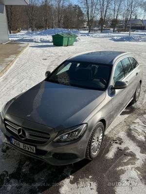 Pelēks Mercedes-Benz C-Class 2014 Tallina, ar dzinēja tilpumu 1.60 L un nobraukumu 261 tūkst. km par 11290 €, foto 3 vietnē AUTOMOTO.COM.LV