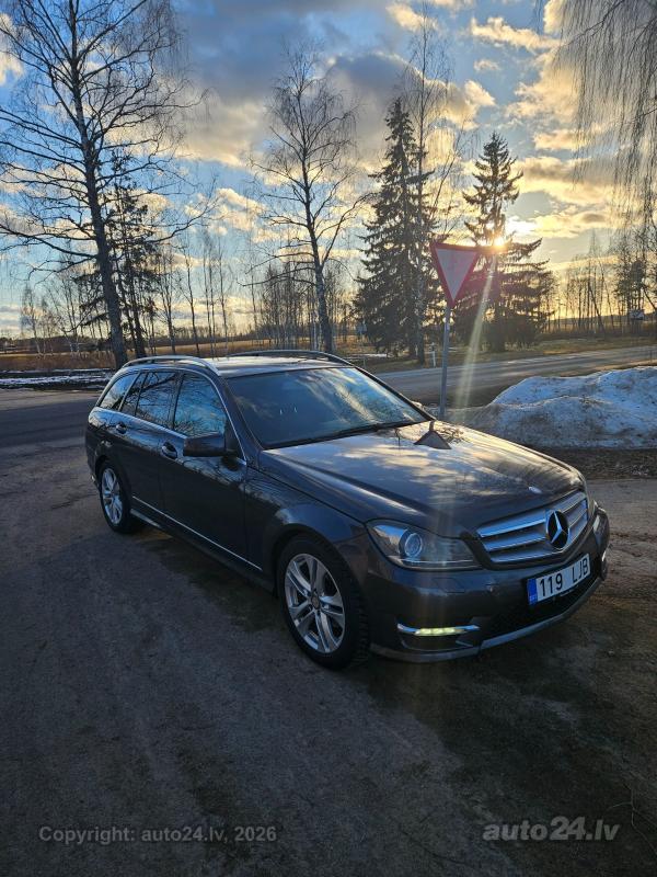 Grey Mercedes-Benz C-Class 2014 in Tallinn, with an engine capacity of 2.10 L and mileage of 411 thousand km for 6500 €, photo 1 on AUTOMOTO.COM.LV