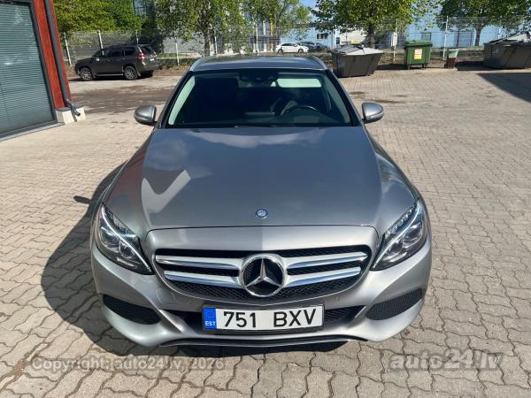Grey Mercedes-Benz C-Class 2014 in Tartu, with an engine capacity of 2.10 L and mileage of 279 thousand km for 9900 €, photo 2 on AUTOMOTO.COM.LV