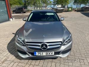 Grey Mercedes-Benz C-Class 2014 in Tartu, with an engine capacity of 2.10 L and mileage of 279 thousand km for 9900 €, photo 3 on AUTOMOTO.COM.LV