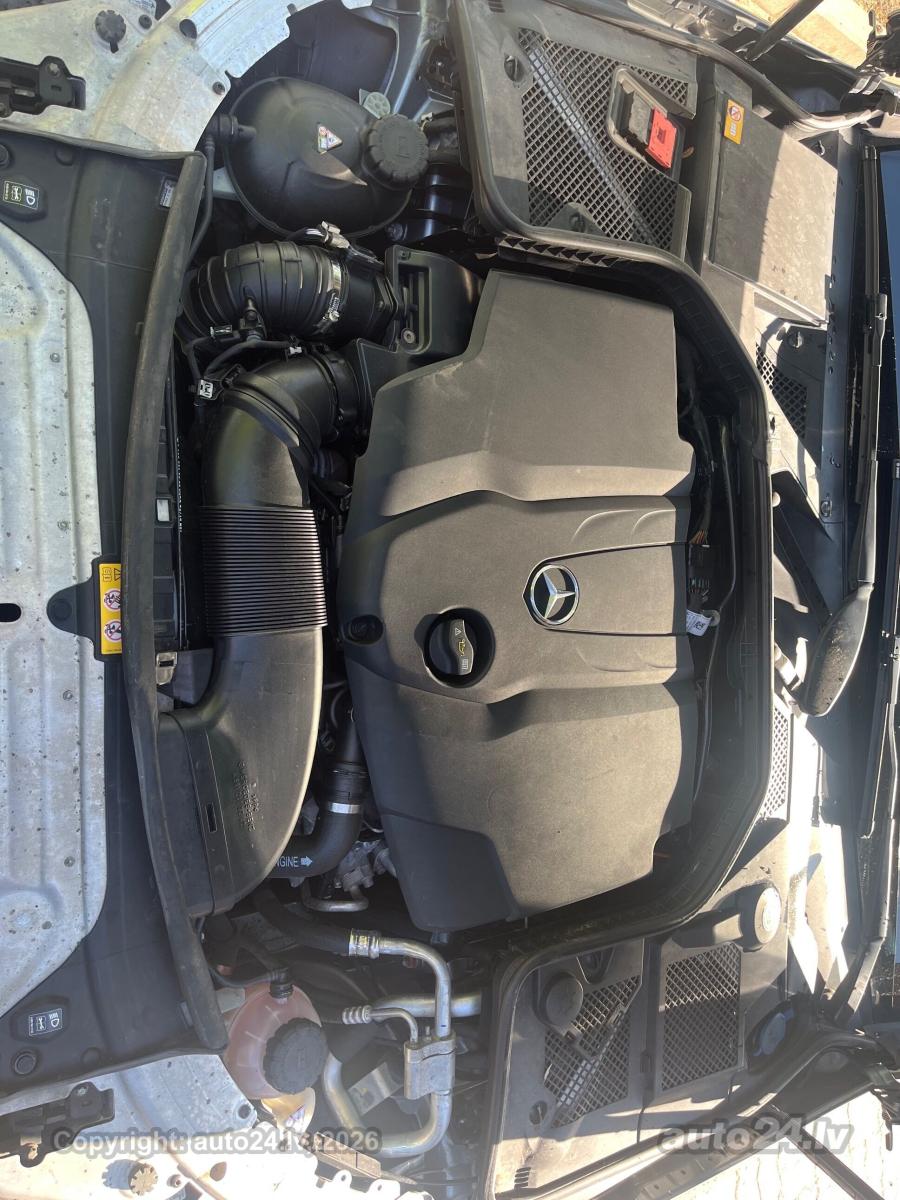 Grey Mercedes-Benz C-Class 2014 in Tartu, with an engine capacity of 2.10 L and mileage of 279 thousand km for 9900 €, photo 10 on AUTOMOTO.COM.LV