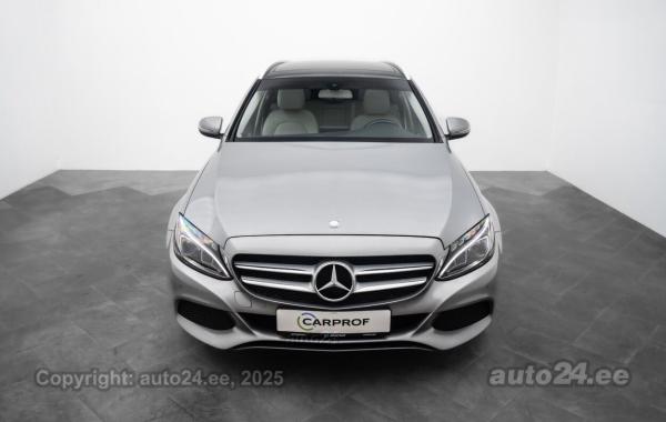 Grey Mercedes-Benz C-Class 2015 in Tallinn, with an engine capacity of 2.10 L and mileage of 260 thousand km for 11999 €, photo 2 on AUTOMOTO.COM.LV