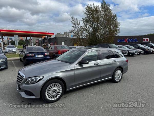Grey Mercedes-Benz C-Class 2015 in Tallinn, with an engine capacity of 2.10 L and mileage of 240 thousand km for 14000 €, photo 2 on AUTOMOTO.COM.LV