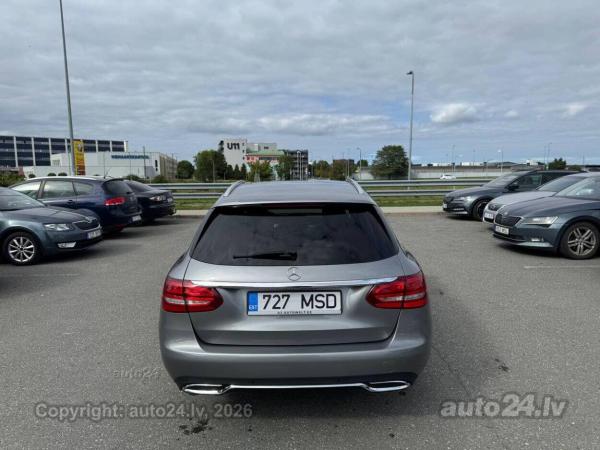 Grey Mercedes-Benz C-Class 2015 in Tallinn, with an engine capacity of 2.10 L and mileage of 240 thousand km for 14000 €, photo 6 on AUTOMOTO.COM.LV