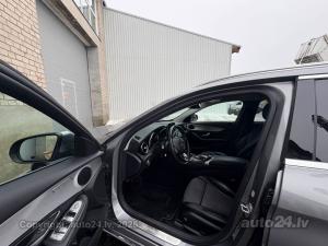 Grey Mercedes-Benz C-Class 2015 in Paide, with an engine capacity of 2.10 L and mileage of 274 thousand km for 11900 €, photo 13 on AUTOMOTO.COM.LV