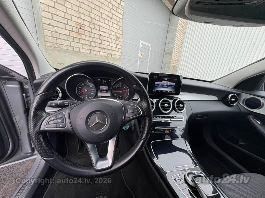 Grey Mercedes-Benz C-Class 2015 in Paide, with an engine capacity of 2.10 L and mileage of 274 thousand km for 11900 €, photo 15 on AUTOMOTO.COM.LV