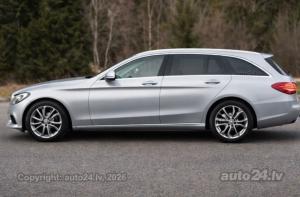 Pelēks Mercedes-Benz C-Class 2015 Tallina, ar dzinēja tilpumu 2.10 L un nobraukumu 346 tūkst. km par 11700 €, foto 2 vietnē AUTOMOTO.COM.LV