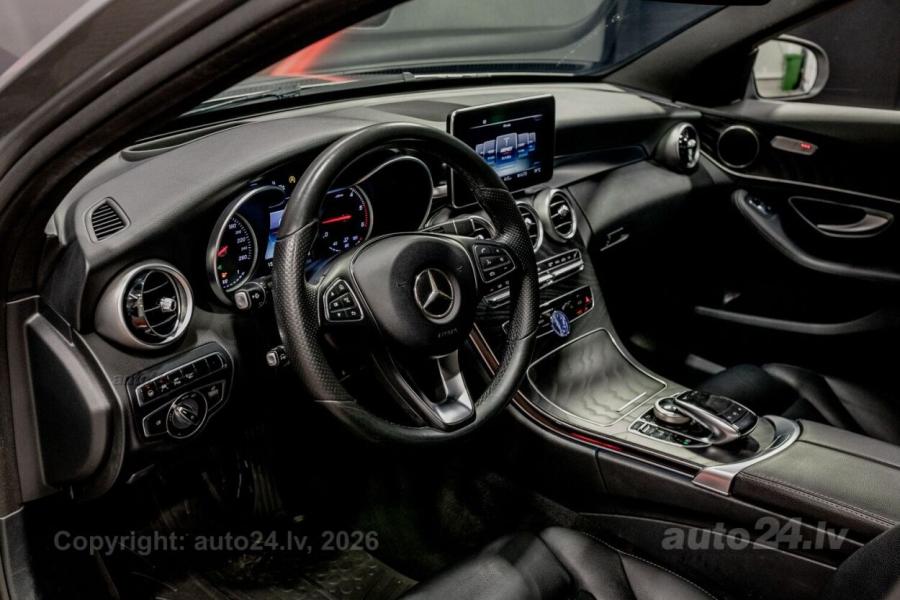 Pelēks Mercedes-Benz C-Class 2015 Pērnava, ar dzinēja tilpumu 1.60 L un nobraukumu 352 tūkst. km par 9900 €, foto 17 vietnē AUTOMOTO.COM.LV