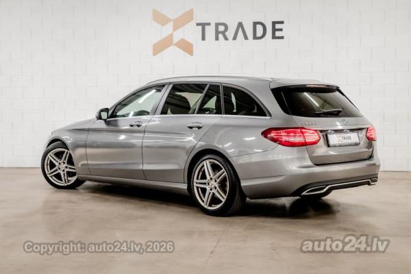 Pelēks Mercedes-Benz C-Class 2015 Pērnava, ar dzinēja tilpumu 2.10 L un nobraukumu 236 tūkst. km par 10990 €, foto 6 vietnē AUTOMOTO.COM.LV