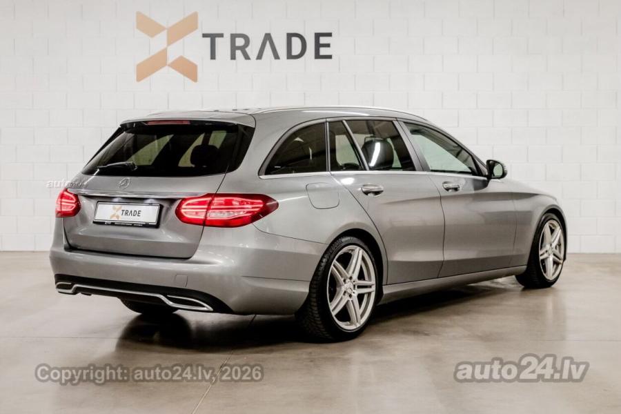 Grey Mercedes-Benz C-Class 2015 in Parnu, with an engine capacity of 2.10 L and mileage of 236 thousand km for 10990 €, photo 8 on AUTOMOTO.COM.LV