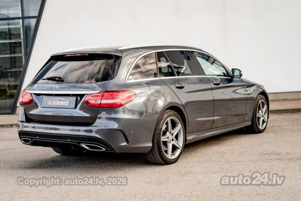 Pelēks Mercedes-Benz C-Class 2015 Pērnava, ar dzinēja tilpumu 2.10 L un nobraukumu 207 tūkst. km par 15890 €, foto 2 vietnē AUTOMOTO.COM.LV