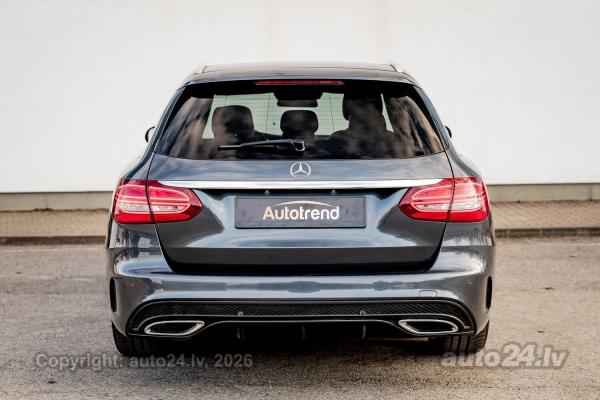 Pelēks Mercedes-Benz C-Class 2015 Pērnava, ar dzinēja tilpumu 2.10 L un nobraukumu 207 tūkst. km par 15890 €, foto 6 vietnē AUTOMOTO.COM.LV