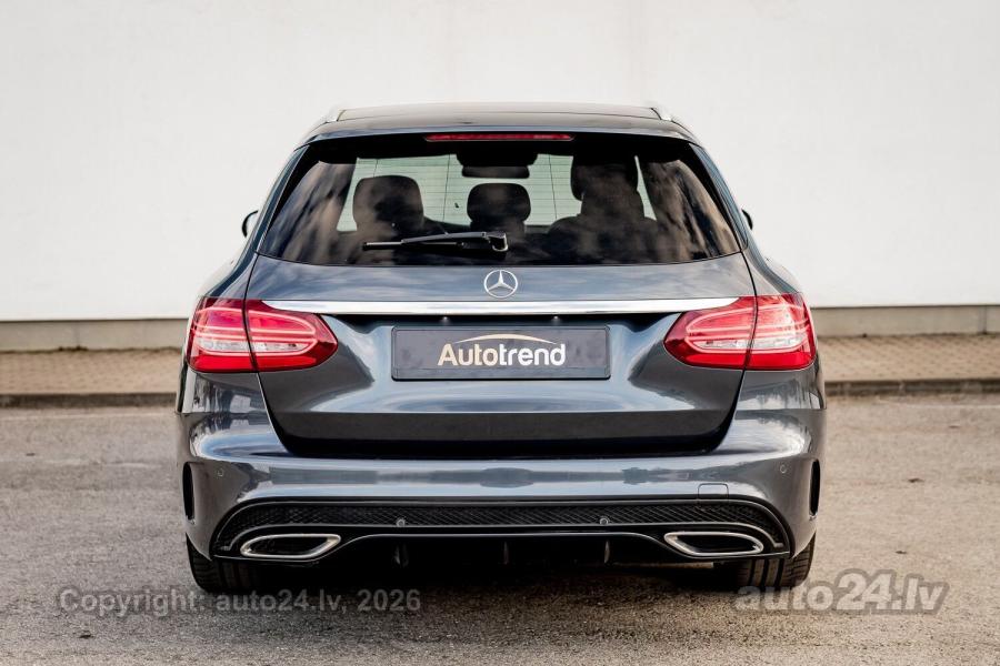 Pelēks Mercedes-Benz C-Class 2015 Pērnava, ar dzinēja tilpumu 2.10 L un nobraukumu 207 tūkst. km par 15890 €, foto 7 vietnē AUTOMOTO.COM.LV