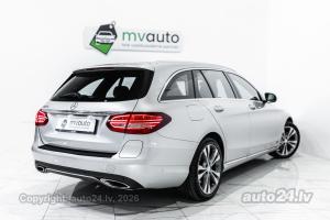 Pelēks Mercedes-Benz C-Class 2015 Tallina, ar dzinēja tilpumu 2.00 L un nobraukumu 245 tūkst. km par 8990 €, foto 7 vietnē AUTOMOTO.COM.LV