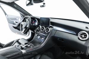 Pelēks Mercedes-Benz C-Class 2015 Tallina, ar dzinēja tilpumu 2.00 L un nobraukumu 245 tūkst. km par 8990 €, foto 16 vietnē AUTOMOTO.COM.LV