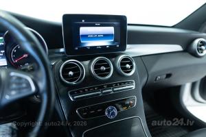 Pelēks Mercedes-Benz C-Class 2015 Tallina, ar dzinēja tilpumu 2.00 L un nobraukumu 245 tūkst. km par 8990 €, foto 22 vietnē AUTOMOTO.COM.LV