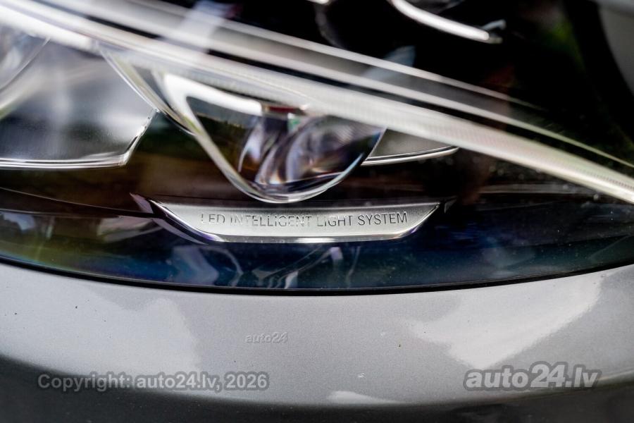 Grey Mercedes-Benz C-Class 2015 in Parnu, with an engine capacity of 2.10 L and mileage of 314 thousand km for 11990 €, photo 13 on AUTOMOTO.COM.LV