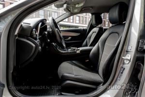 Grey Mercedes-Benz C-Class 2015 in Parnu, with an engine capacity of 2.10 L and mileage of 314 thousand km for 11990 €, photo 17 on AUTOMOTO.COM.LV