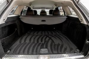Grey Mercedes-Benz C-Class 2015 in Parnu, with an engine capacity of 2.10 L and mileage of 314 thousand km for 11990 €, photo 28 on AUTOMOTO.COM.LV