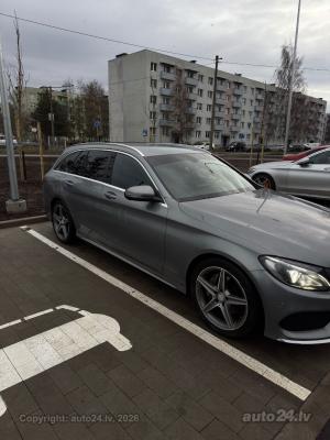 Серый Мерседес Ц-Класс 2015 в Таллин, объемом двигателя 1.60 л и пробегом 252 тыс. км за 10000 €, фото 3 на AUTOMOTO.COM.LV